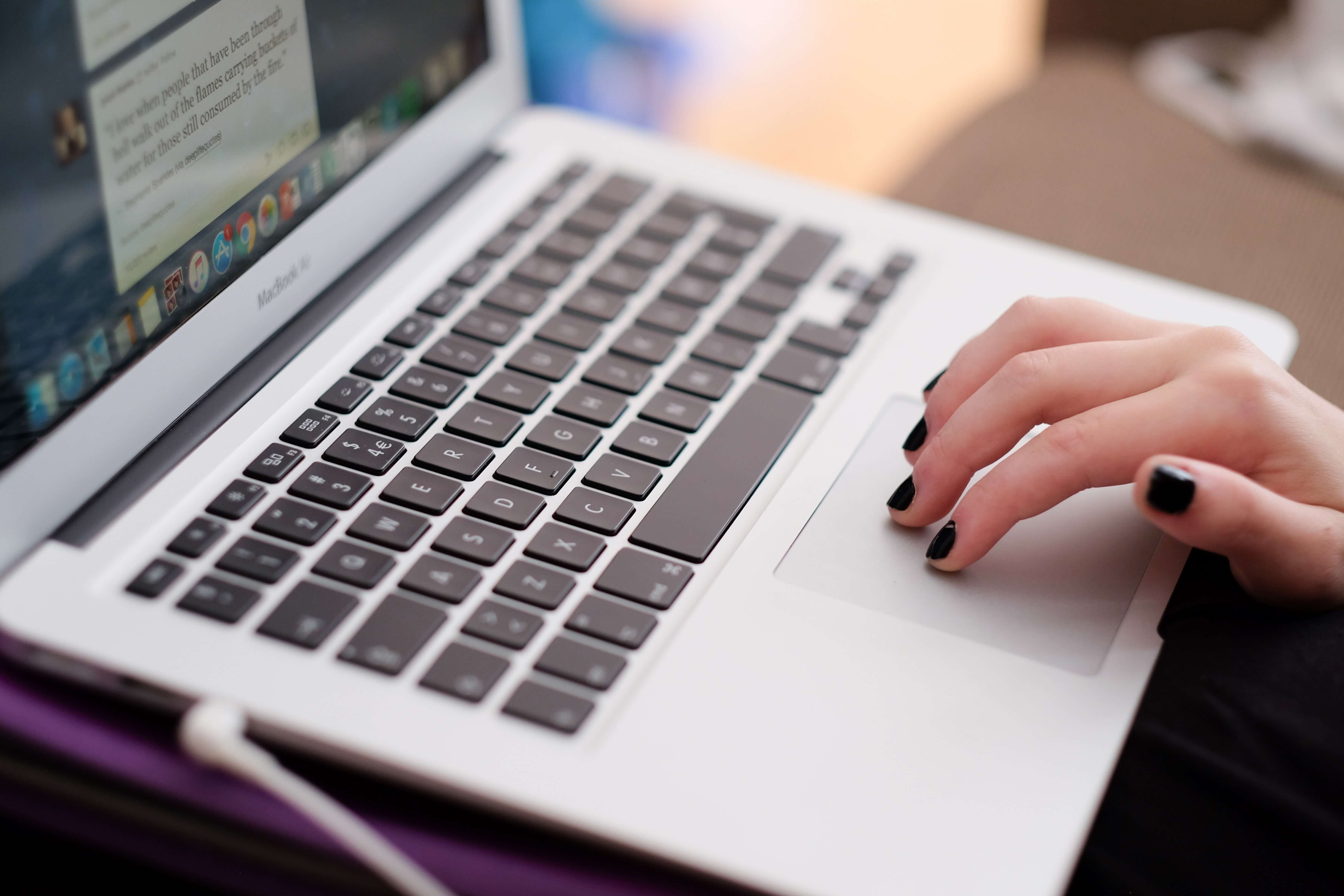 How to Choose the Best Donor Management Software for Your Nonprofit